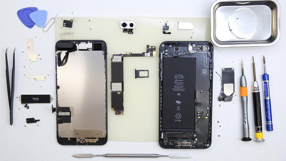 🛠 How to disassemble Apple iPhone 7 Plus instruction | Photos + Video