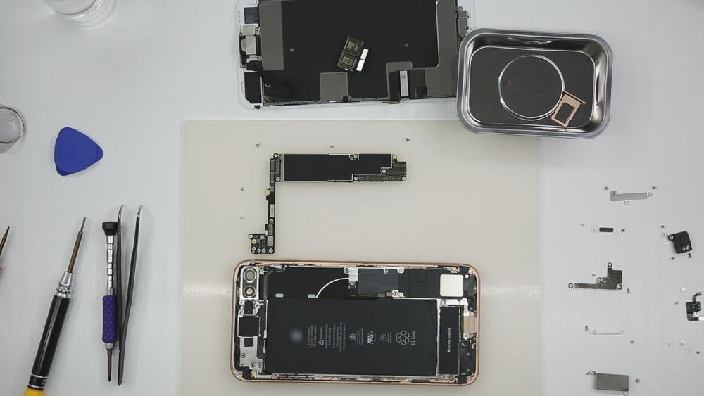 🛠 How to disassemble Apple iPhone 8 Plus instruction | Photos + Video