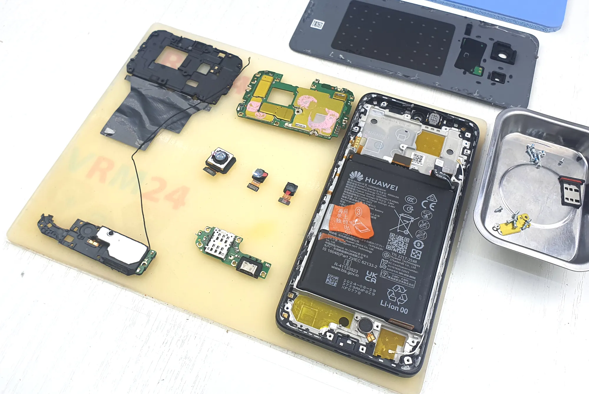 🔬 Tech review of Huawei Nova 12i | Photo + Rating