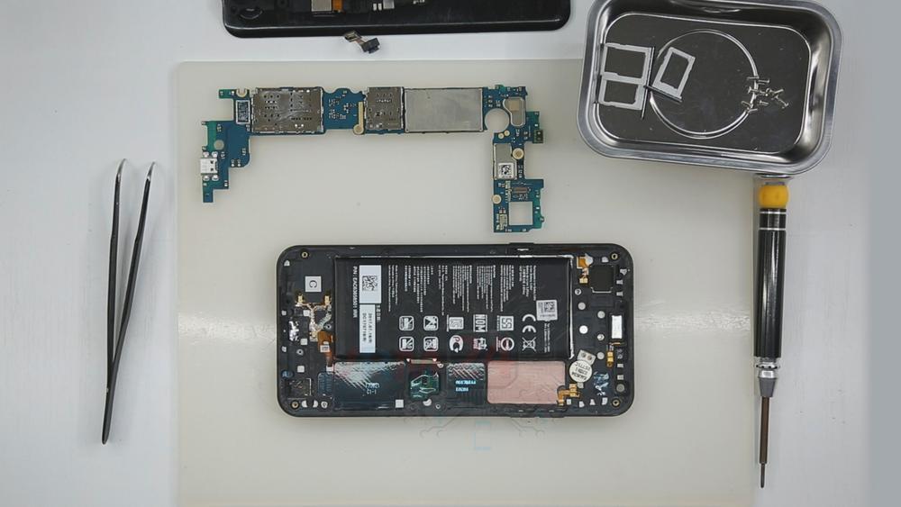 🛠 How to disassemble LG Q6α M700 instruction | Photos + Video