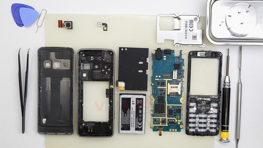 🛠 How to disassemble Samsung Utopia GT-S5611 instruction | Photos + Video