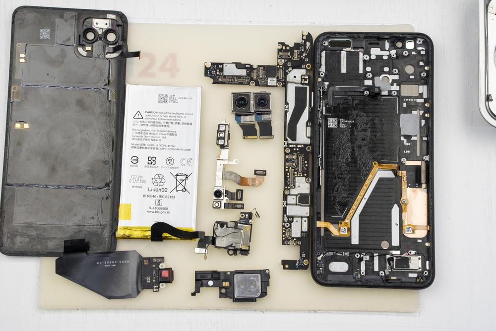 🛠 How to disassemble Google Pixel 4 XL instruction | Photos + Video