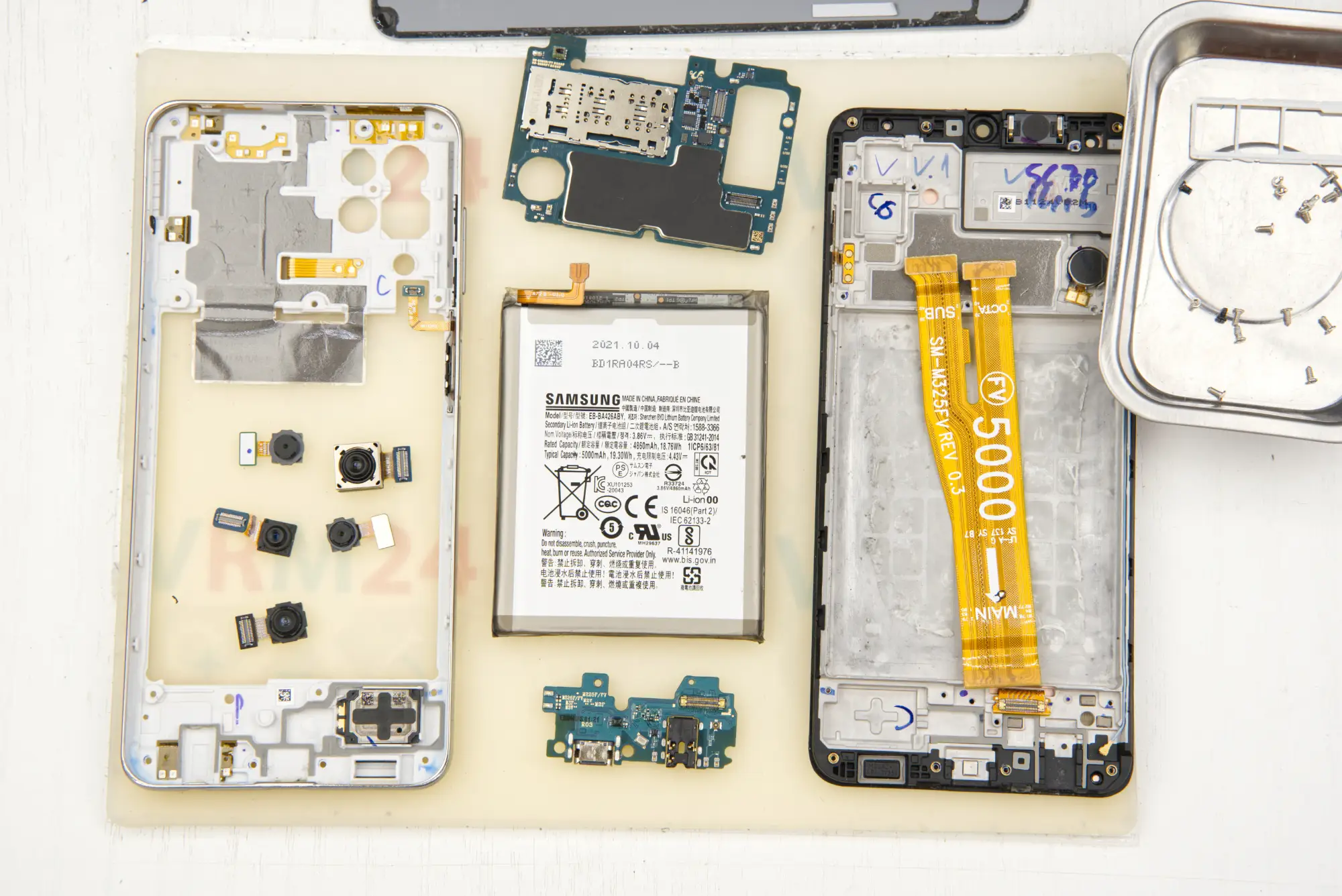 🛠 How to disassemble Samsung Galaxy M32 SM-M325 instruction | Photos ...