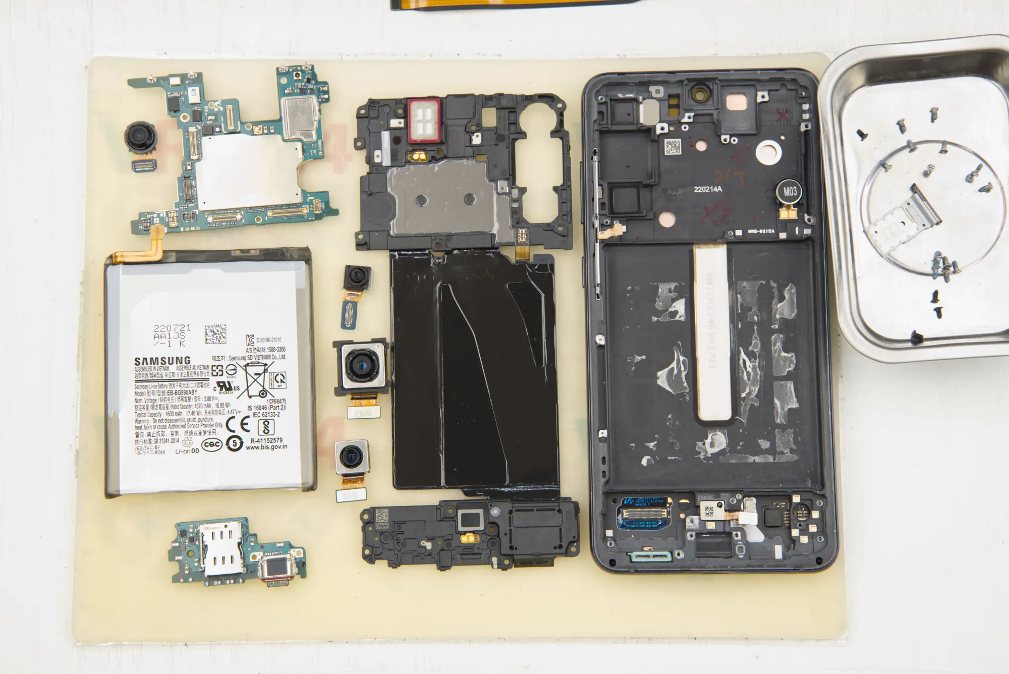 🛠 How to disassemble Samsung Galaxy S21 FE SM-G990 instruction | Photos ...